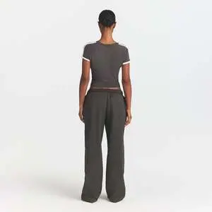 SKIMS Wide Leg Pants | Grey | | Nike Crunchy Nylon