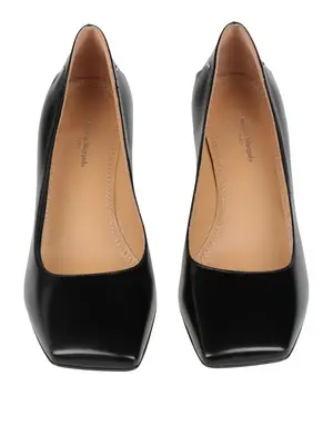 MAISON MARGIELA Glossed-leather Pumps