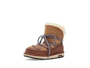 UGG Classic Tread Boots Boots - Chestnut
