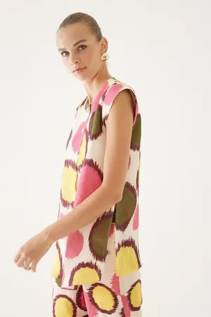 EXQUISE Oversized Sleeveless Shirt