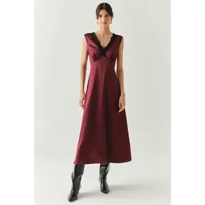 EXQUISE Chana Lace Trim Satin Dress - Red