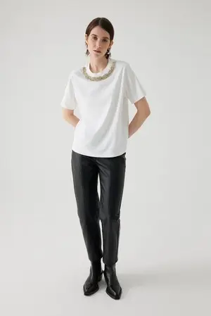 EXQUISE Abbie Crystal Embellished Neckline Cotton T Shirt