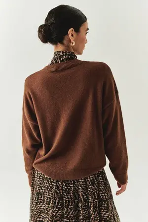 EXQUISE Emmeline Crew Neck Cotton Wool Blend Sweater