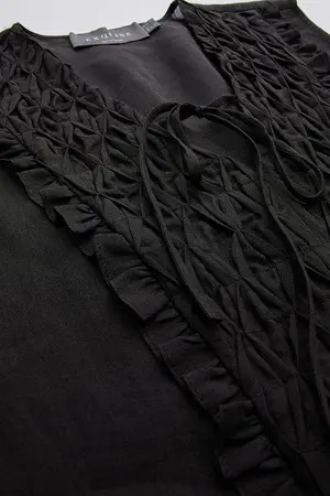 EXQUISE Chanler Sleeveless Tie Front Linen Blouse - Black