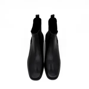 AMIE RAFA Cori Leather Chelsea Boots