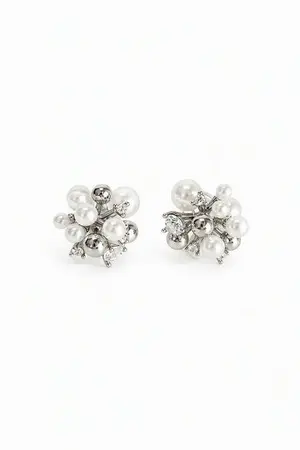 DEJI ENIOLA Celestial Pearl Cluster Earrings - Silver