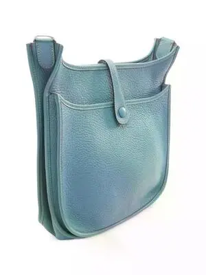 Turquoise (blue)
