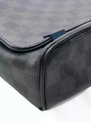 LOUIS VUITTON 2016 Pm District Damier Graphite Messenger Bag