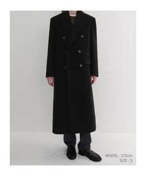 DUNST Tailored Double-breasted Cashmere Coat