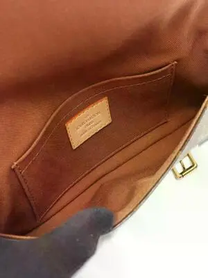LOUIS VUITTON 2005 Pochette Murrell Monogram Belt Bag