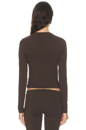 SKIMS Cotton Jersey Long Sleeve T-shirt In Brown - Espresso