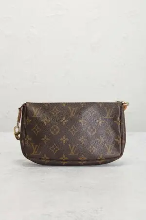 LOUIS VUITTON Monogram Pochette Accessoires Shoulder Bag
