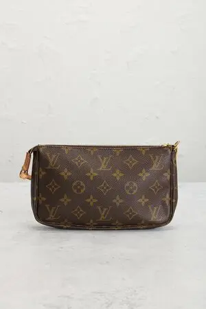 LOUIS VUITTON Monogram Pochette Accessoires Shoulder Bag