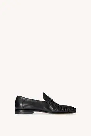 THE ROW Theo Moccasin - Black