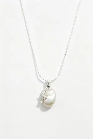 CLASSICHARMS Riri Baroque Pearl Pendant Necklace - Silver