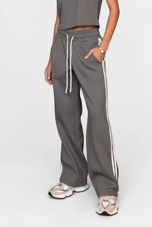 FORE-TÉ CLUB ATTIRE Varsity Sweatpant - Olive