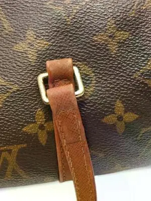 LOUIS VUITTON 1998 26 Papillon Monogram Handbag