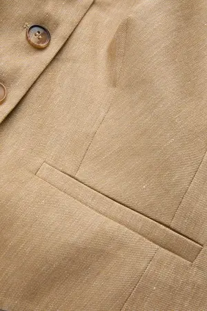 EXQUISE Linen Blend Vest With Back Buckle