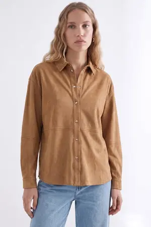 EXQUISE Long Sleeve Snap Button Shirt