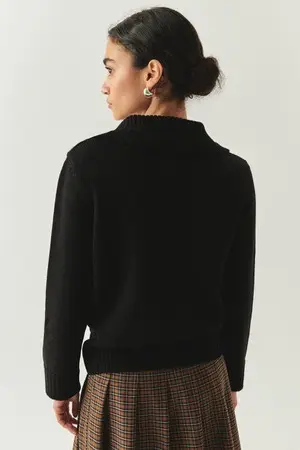 EXQUISE Addison Wide Collar Zip Detail Sweater