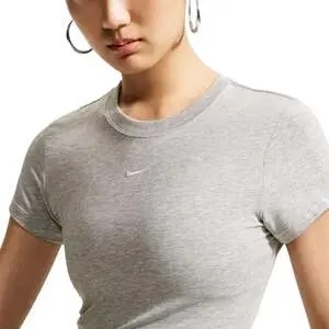 Nike Chill Knit Cropped T-shirt Asia Sizing