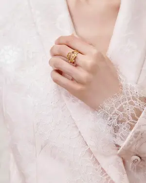 Dior Delicate Bow Ring