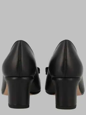 FERRAGAMO Décolleté Vara Con Tacco