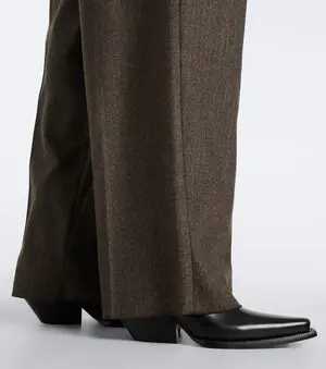 Saint Laurent Dylan Leather Ankle Boots