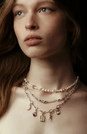 AWE INSPIRED Nocturne The Fates Lab Grown Sapphire Necklace - Silver