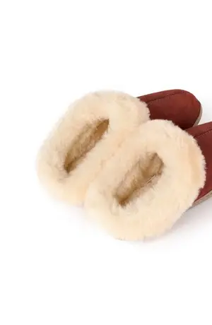 Minnetonka Genuine Shearling Mule