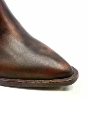 ARCHYVE Pointed-toe Knee-high Boots