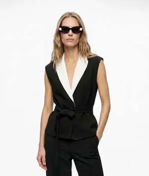 Karl Lagerfeld Contrast Lapel Waistcoat - Black