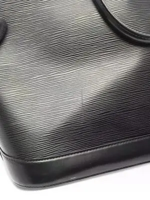 LOUIS VUITTON 2011 Gm Alma Epi Handbag