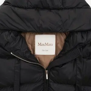 Max Mara Short Roomy Puffer Jacket In Water-repellent Fabric - Black