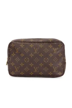 LOUIS VUITTON Monogram Trousse Toilette 23 Pouch