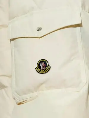 Moncler Himalaya Hooded Short Down Jacket - Neutrals