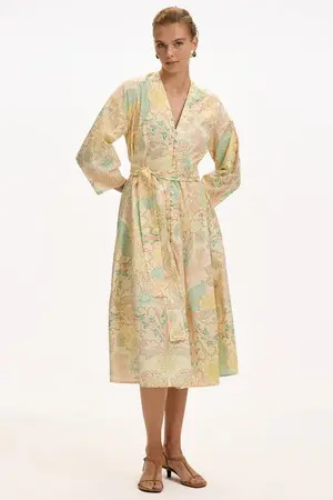 EXQUISE Afrodille Floral V-neck Long Sleeve Midi Dress
