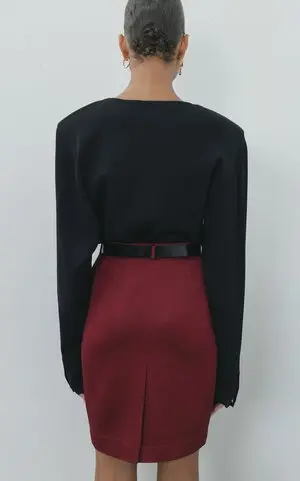 Arakii Exclusive High Waist Pencil Midi Skirt