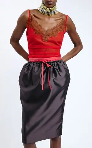 16Arlington Elodie Top - Red