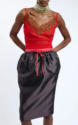 16Arlington Elodie Top - Red
