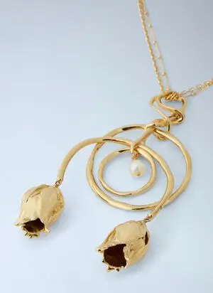 Chloé Tulip Pendant Necklace - Gold