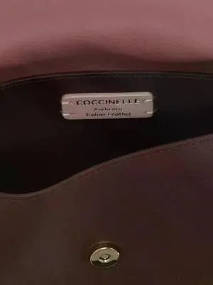 COCCINELLE Grained Leather Logo-plaque Shoulder Bag