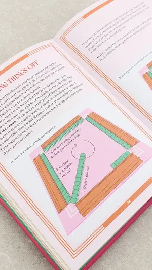 GRAPHIC IMAGE Play Mah Jong! Book