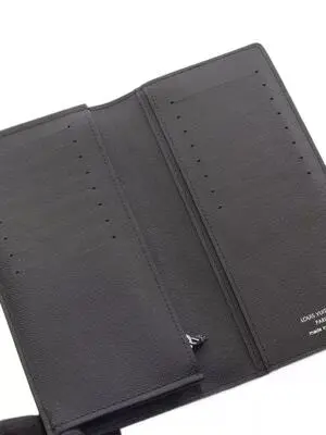 LOUIS VUITTON 2021s Eclipse Brazza Monogram Wallet