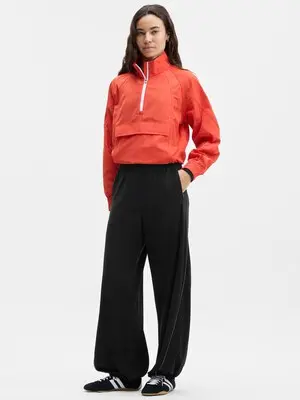 Athleta Crossroads Bubble Pant - Black