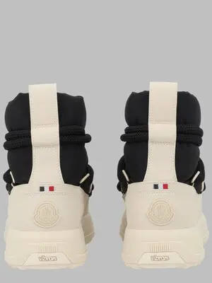 Moncler Stivaletto Da Neve "altive Mid