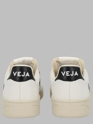 VEJA Sneaker "v-10