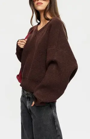 Lioness Dolce V-neck Sweater