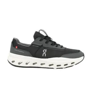 On The Roger Wildcard X Running White