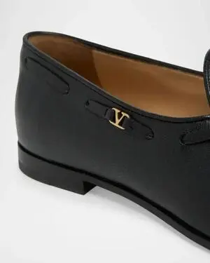 Valentino Garavani Apos;s Logo Leather Boat Shoes - Nero